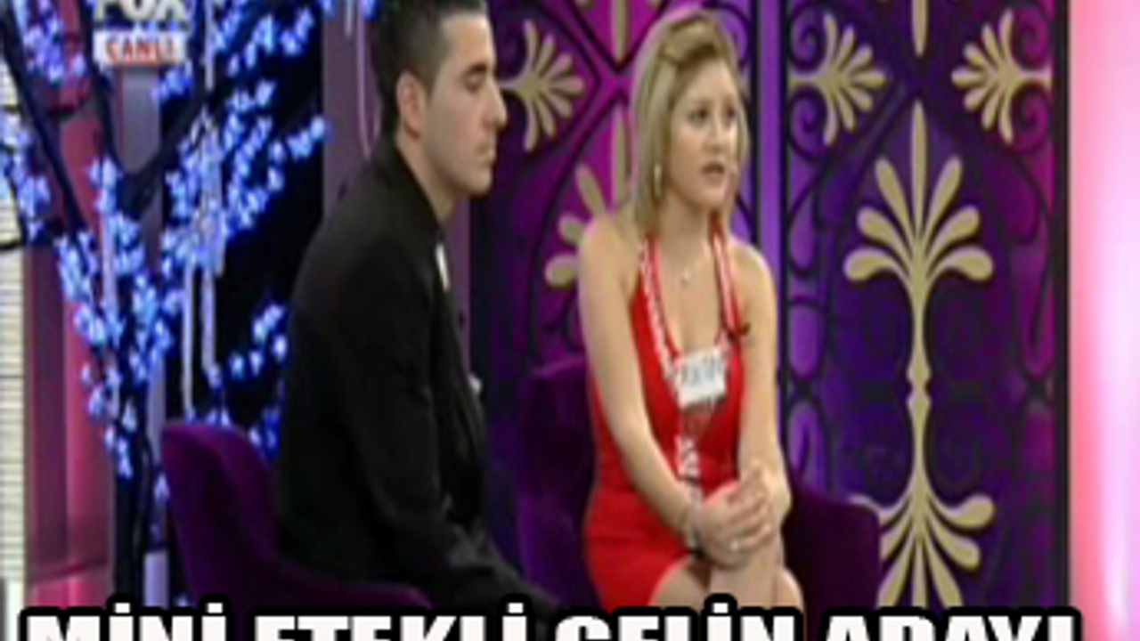 Mini etekli gelini gören damat adayı terledi! - SacitAslan.com Mini etekli gelini gören damat adayı terledi! - SacitAslan.com