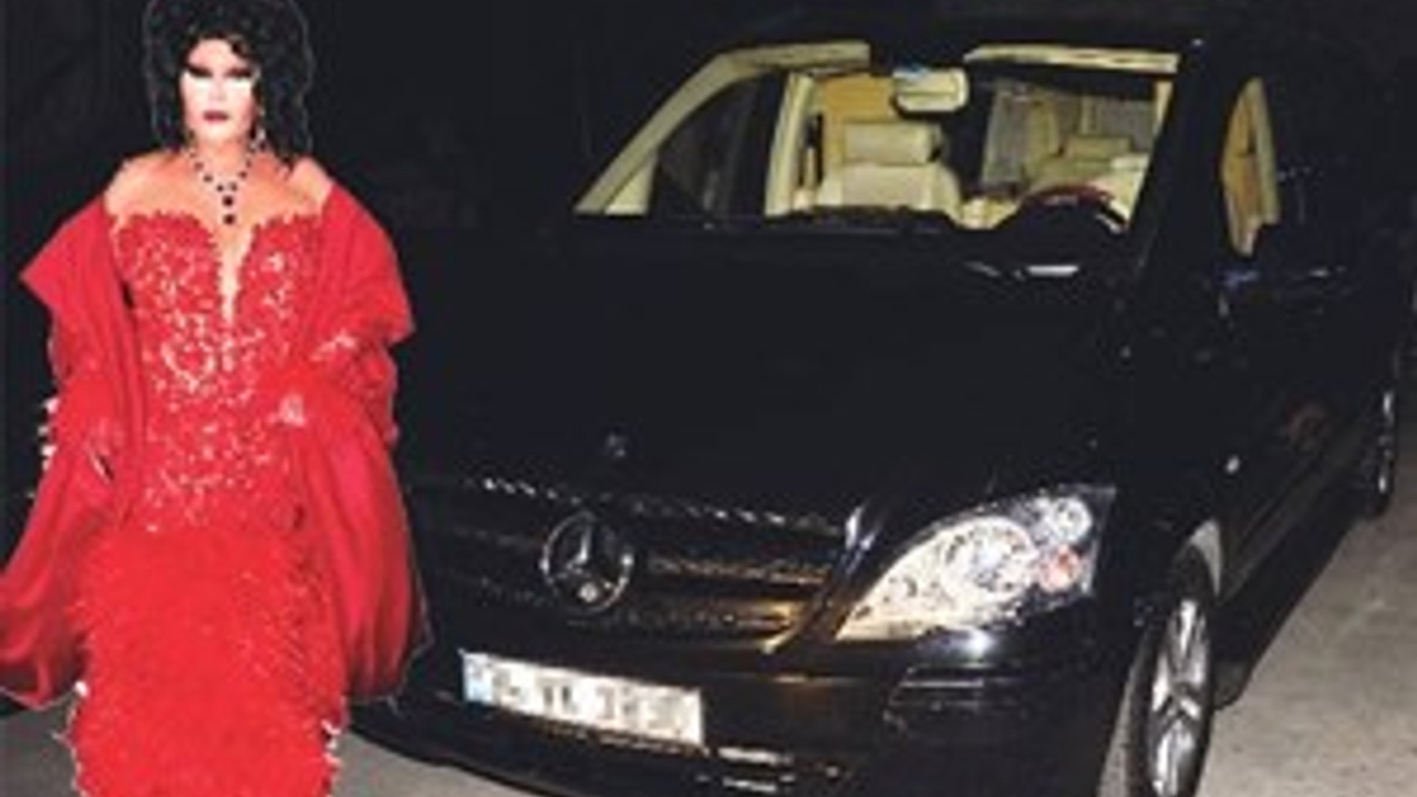 Fevzi Siverek'ten Diva'ya zırhlı minibüs - SacitAslan.com