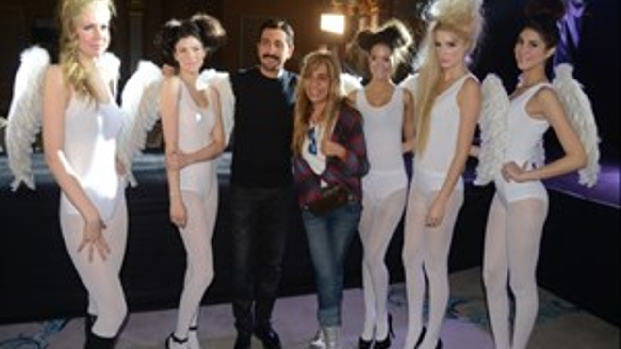 Ferman Toprak güzel meleklerle klip çekti - SacitAslan.com